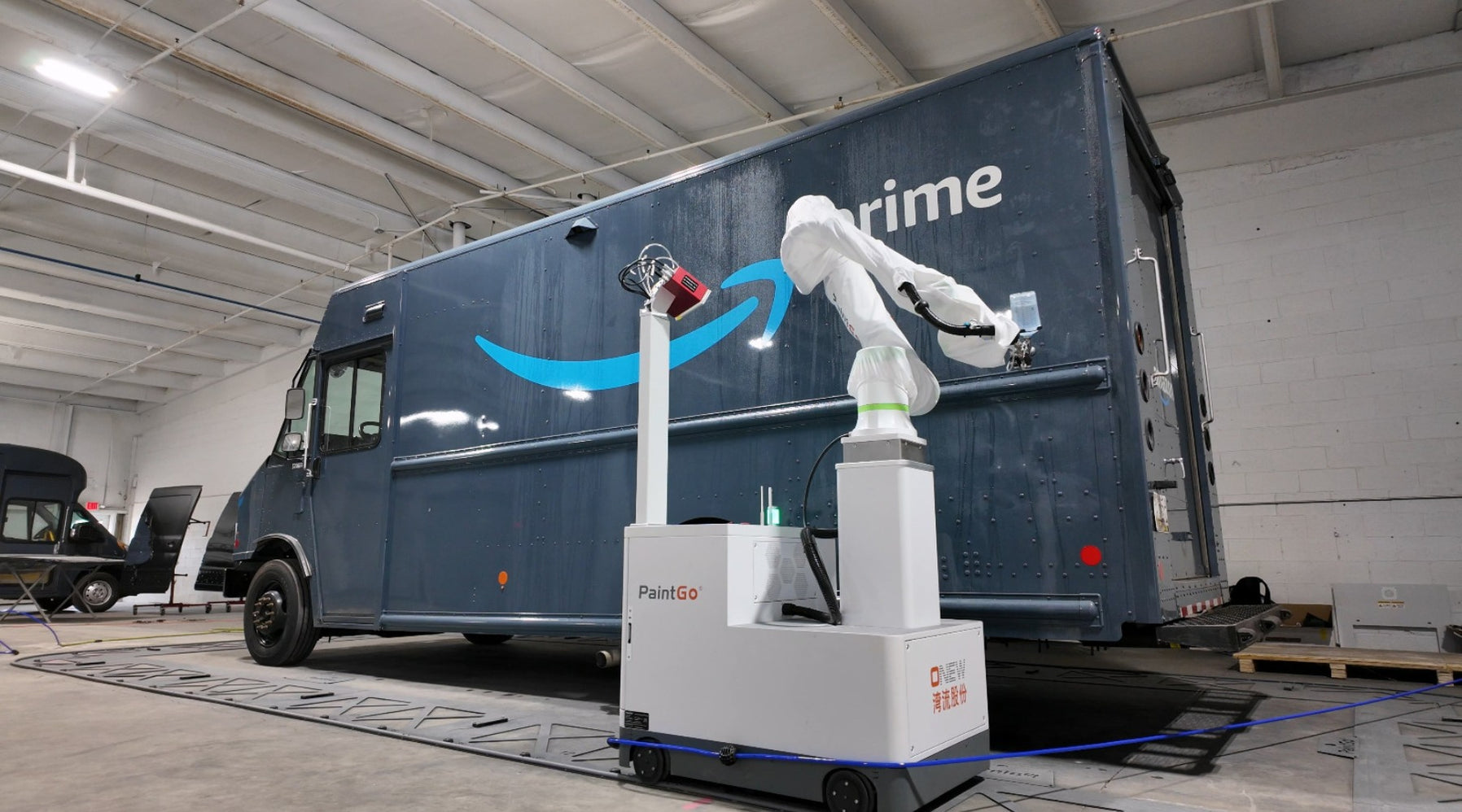 PaintGo Intelligent Spray Painting Robot, Automated Body Shop Painting ...